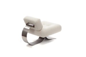 Alta Lounge Chair Steel Etel, Oscar Niemeyer by Etel The Invisible ...