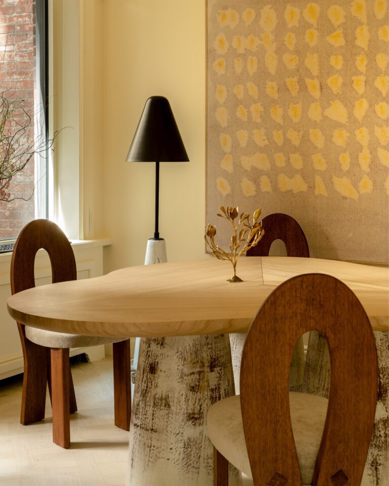 Mimi Dining Table Garcé & Dimofski The Invisible Collection