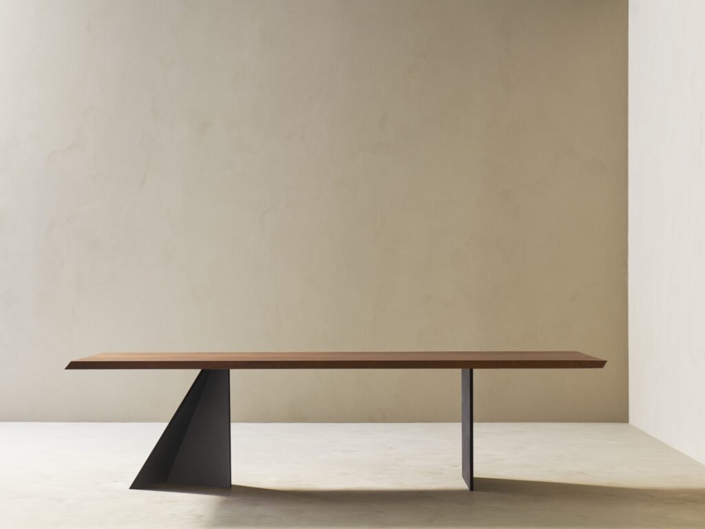 Table Dart Louise Liljencrantz The Invisible Collection