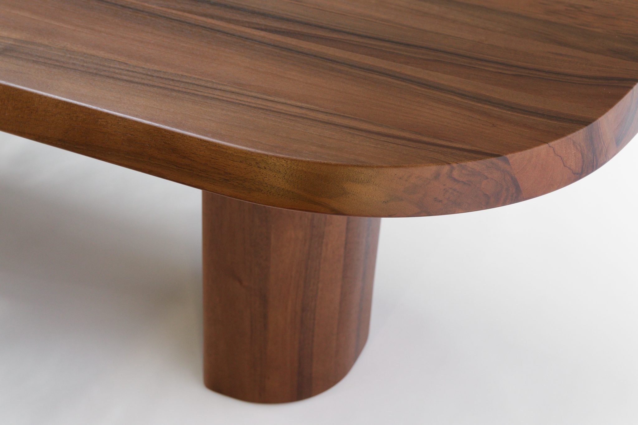 Ki Table Victoria Magniant The Invisible Collection